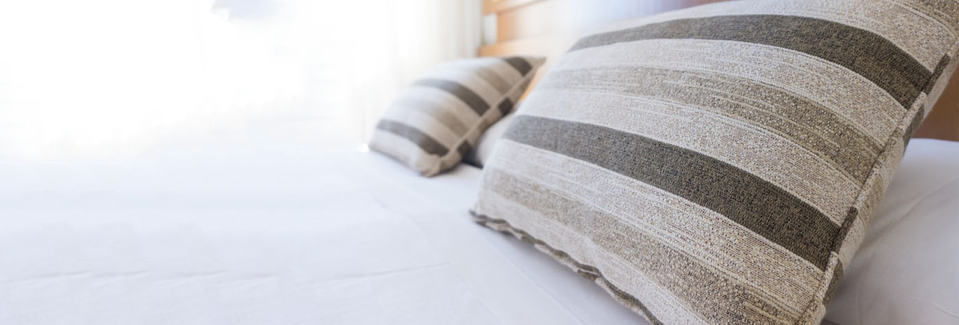 Studio, One & Two Bedroom Apartment Homes | Colonial Point